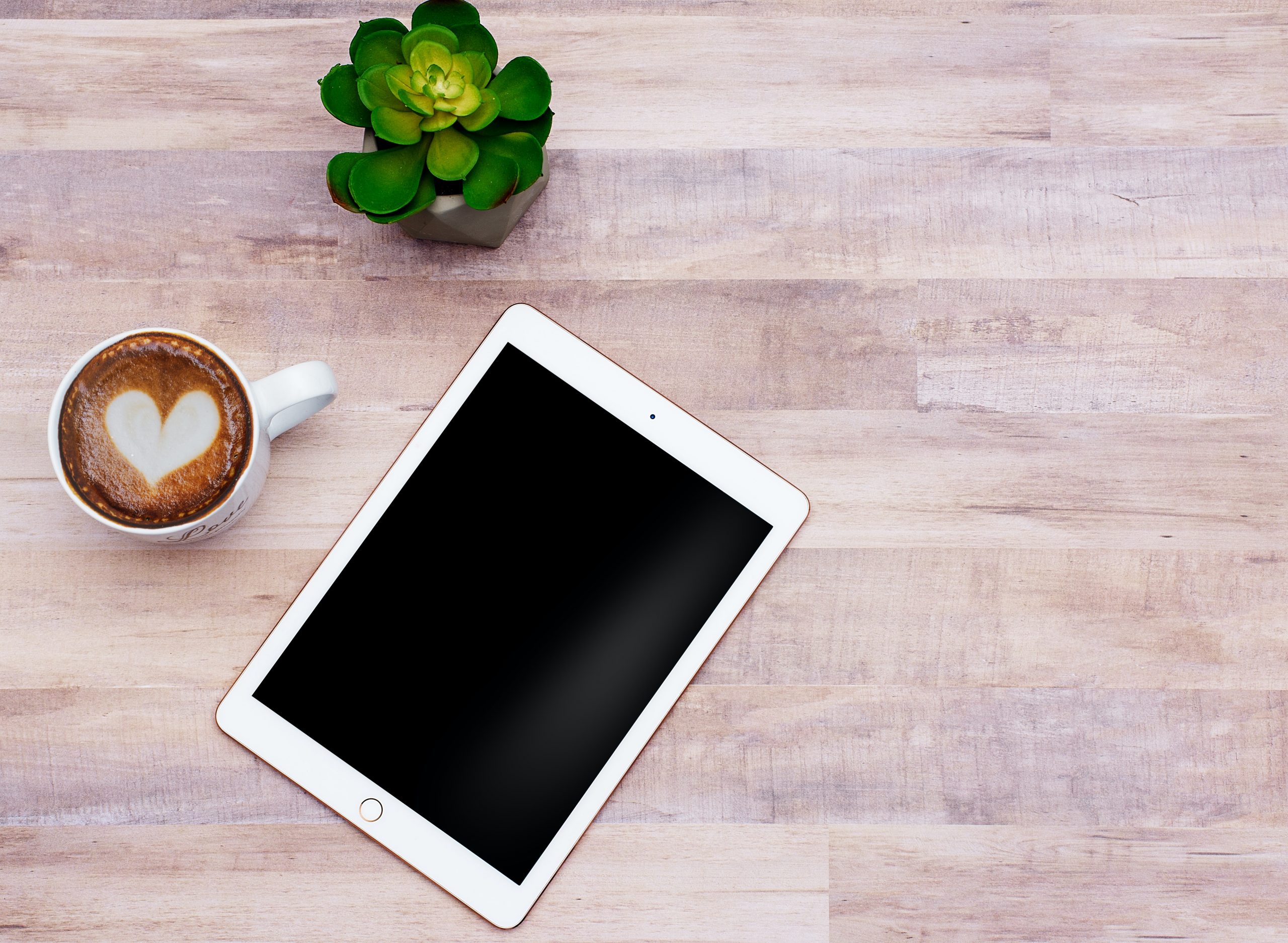 Tablet Technology Delivers Safer Hotel Services | The Kingsley Blog